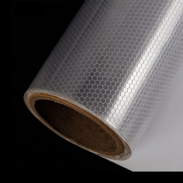 waterproof-plastic-pvc-reflective-sheeting--road-reflective-tape